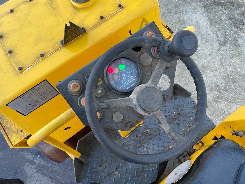 Cilindro compactador Vibromax W265 Ourém • OLX Portugal