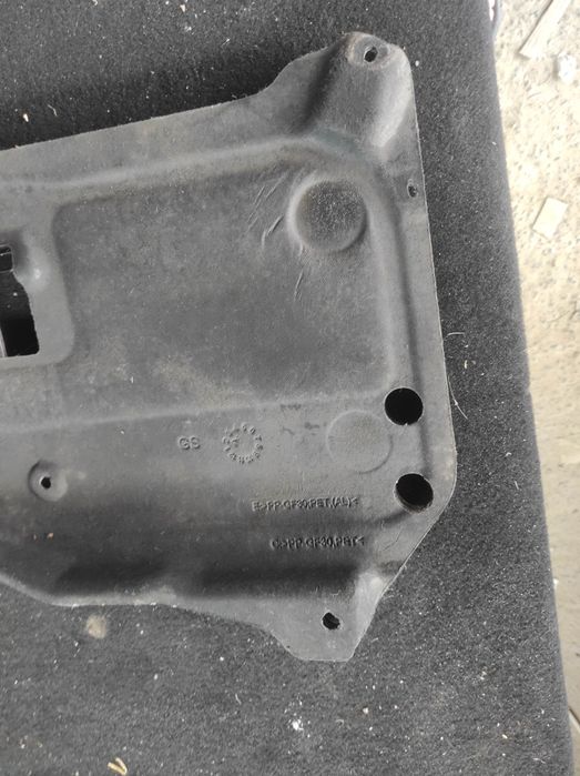 Захист audi q7,audi q8 ,4m0804033: 850 грн. - Захист картера та КПП ...