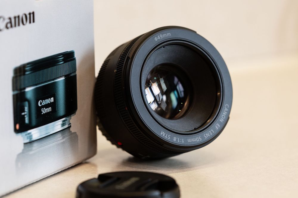 ZESTAW | Canon EOS 250D + EF-S 18-55mm + EF 50mm f/1.8 STM Łódź Bałuty • OLX.pl