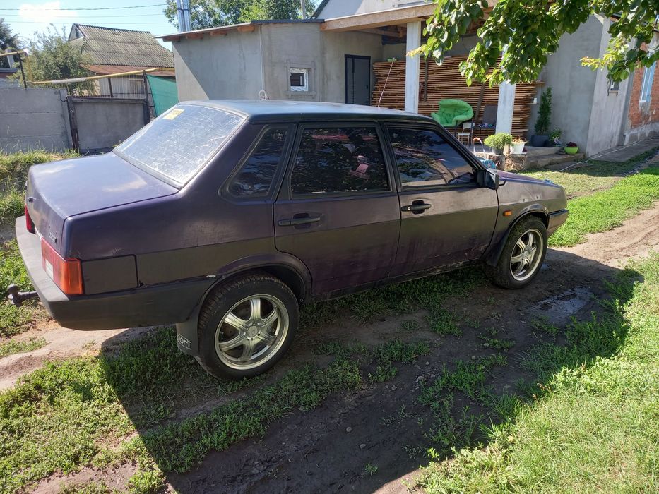 ВАЗ 21099 срочно: 900 $ - ВАЗ Коротич на Olx