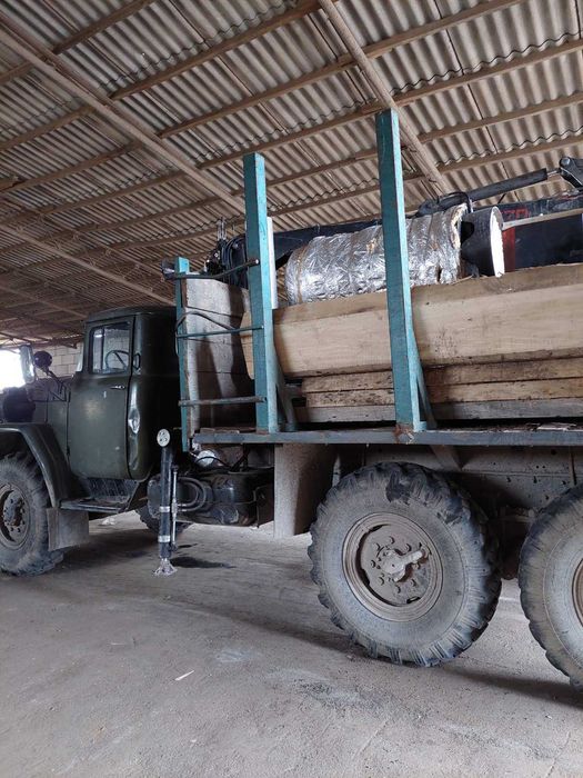 ЗИЛ 131 Лісовоз маніпулятор: 28 000 $ - Лісозаготівельна техніка Житомир на Olx