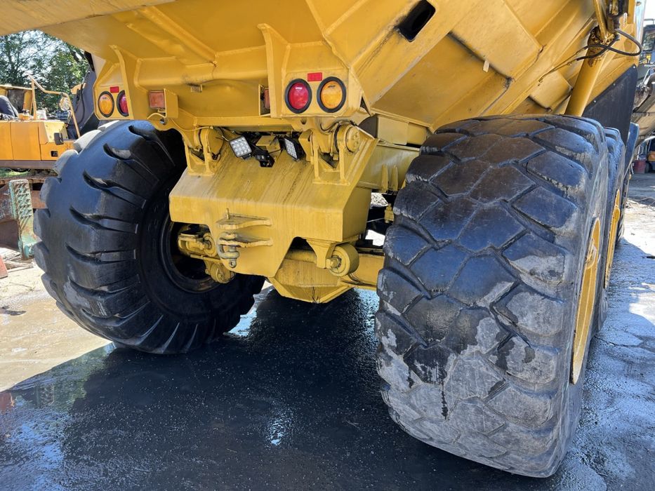 Wozidlo Bell B40 D super stan Zator • OLX.pl