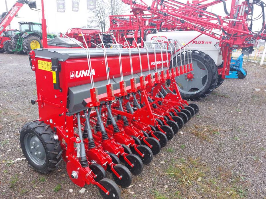 Siewnik zbożowy Poznaniak 500/3D Unia Famarol talerzowy (Amazone ...