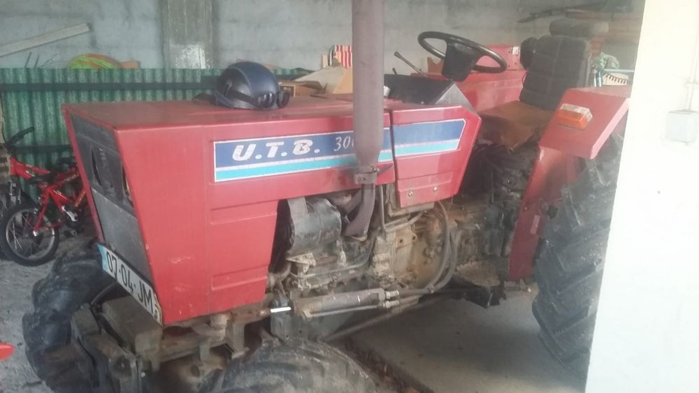 Trator agrícola UTB Lalim • OLX Portugal