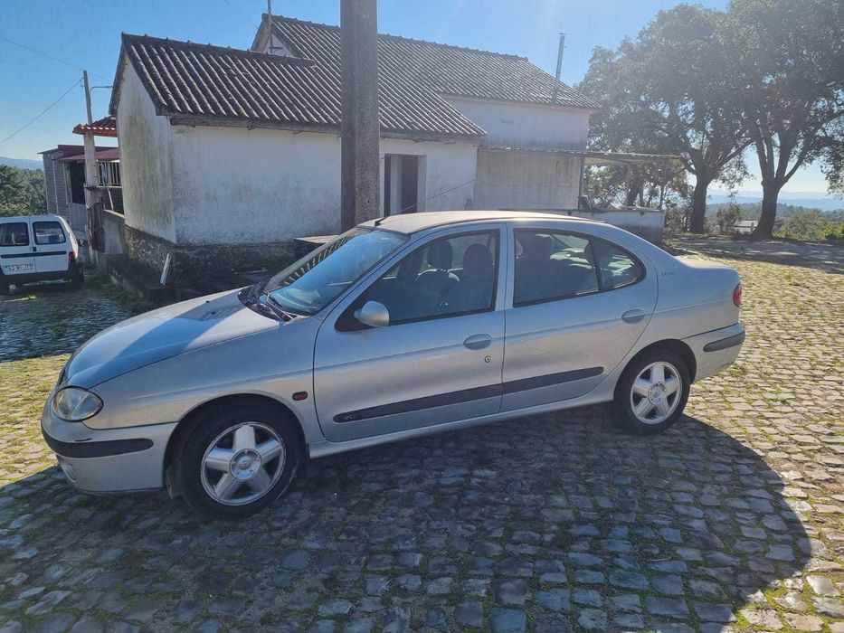 Renault megane classic Sertã • OLX Portugal