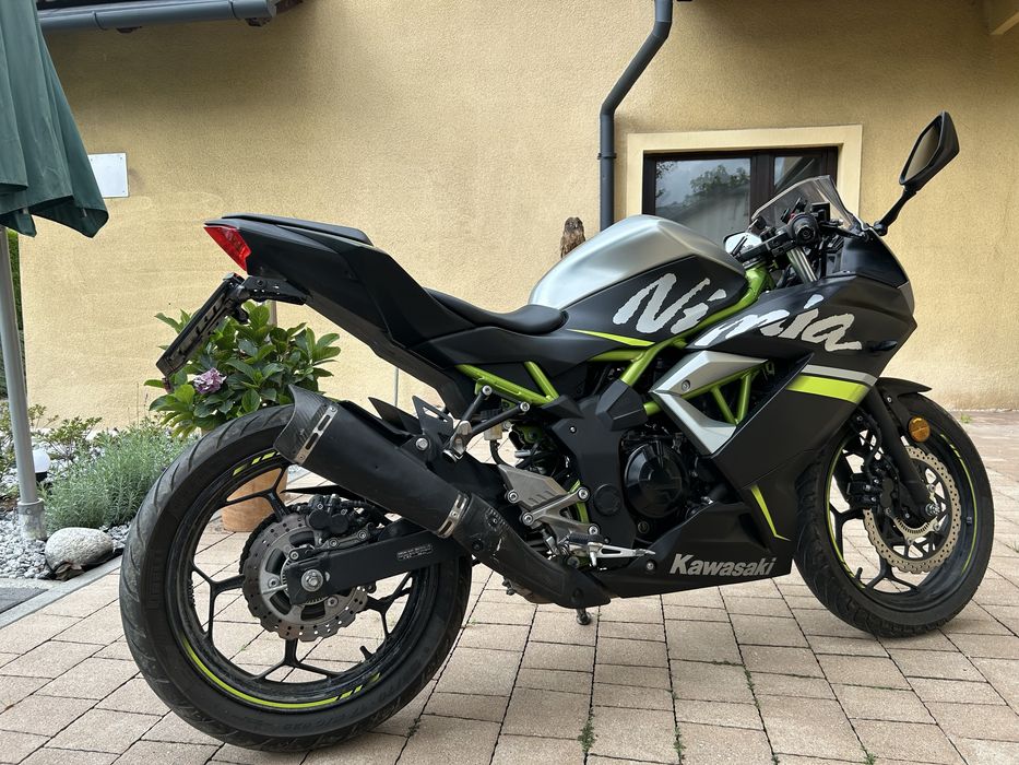 Kawasaki Ninja 125 - niski przebieg idealny stan Cieszyn • OLX.pl