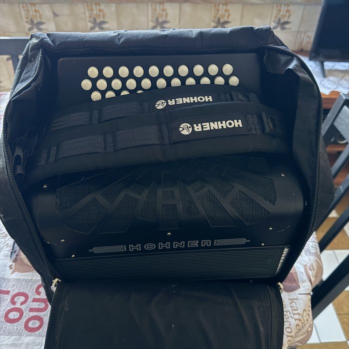 Concertina Honer EL REU DEL VALLENATO Tentúgal • OLX.pt