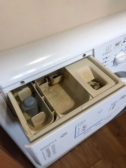 Машинка пральна Indesit Wisl 105: 1 900 грн. - Пральні машини Конотоп ...