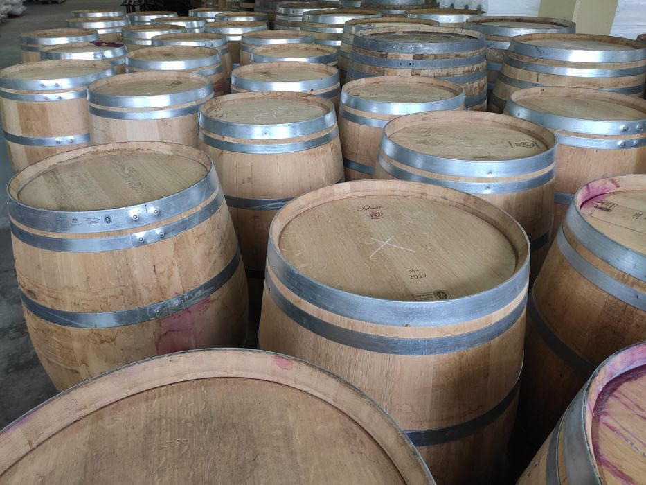 Barris/Pipos/Barricas/Pipas de Madeira Carvalho 225L Bougado (São Martinho E Santiago) • OLX ...