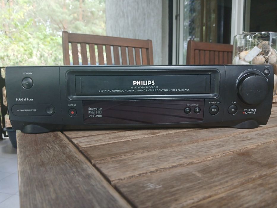 Magnetowid philips vr 250 Wolica • OLX.pl