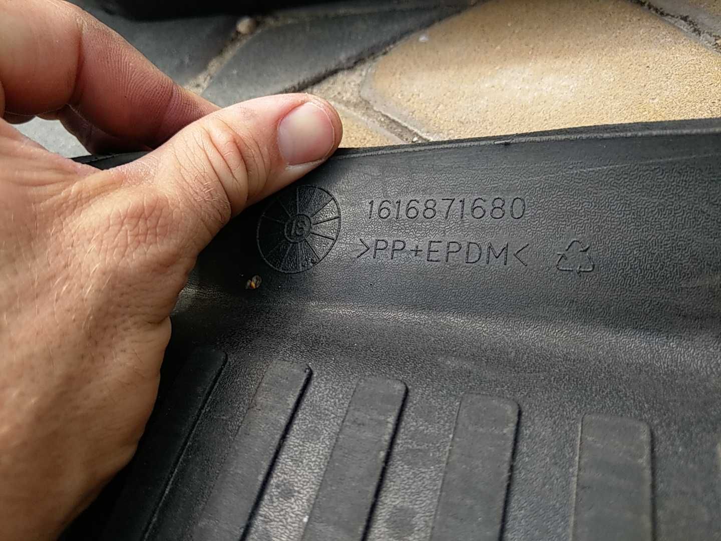 Коврик в багажник килимок PEUGEOT 3008 MK2 308 SW 2013- ПЕЖО CITROEN ...