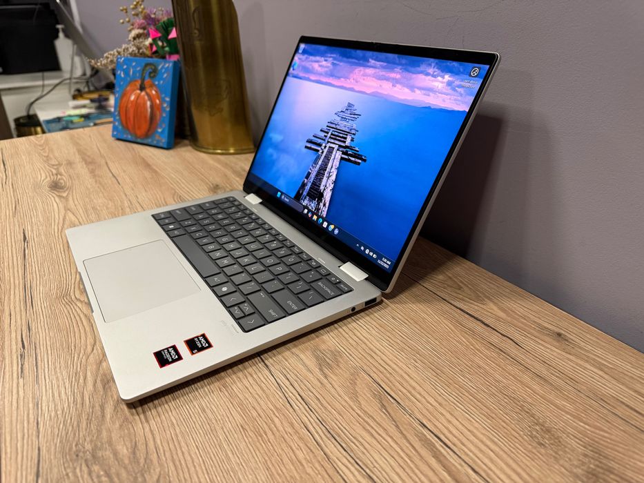 HP ENVY 14 X360 2 in 1 RYZEN 5 8640HS/16 Ram/ 512/ FHD+ Touch Screen ...