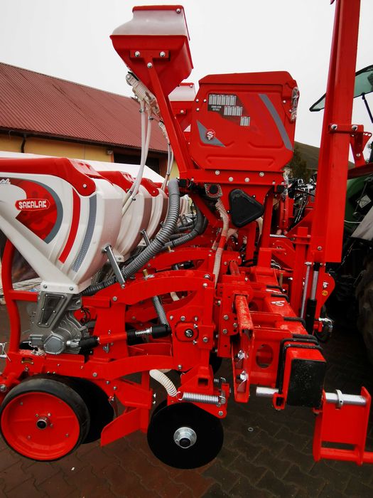 Siewnik SAKALAK 6 rzędowy automat, system dwutalerzowy, od ręki ...