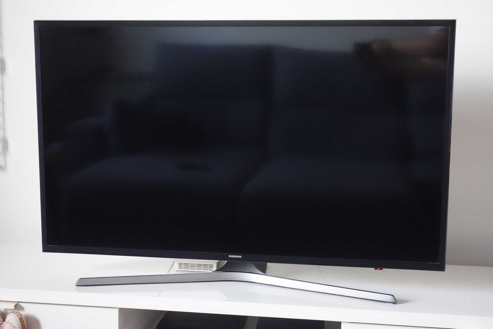 TV Samsung 43 SMART 4K UHD Braga (Maximinos, Sé E Cividade) • OLX.pt