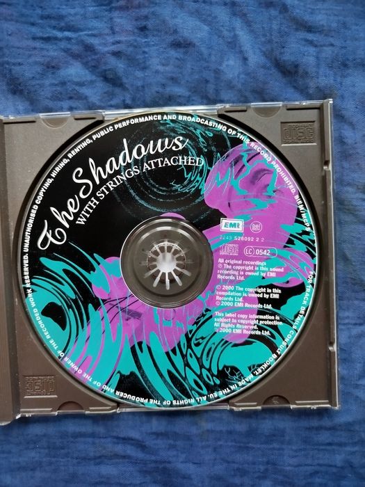 CD Shadows "With strings attached" Szczecin Świerczewo • OLX.pl