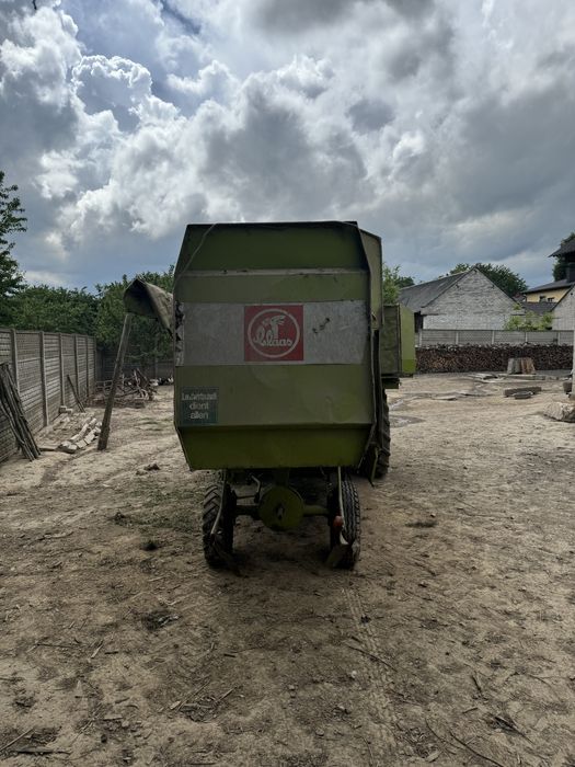 Kombajn Class Cosmos Pawłów • OLX.pl