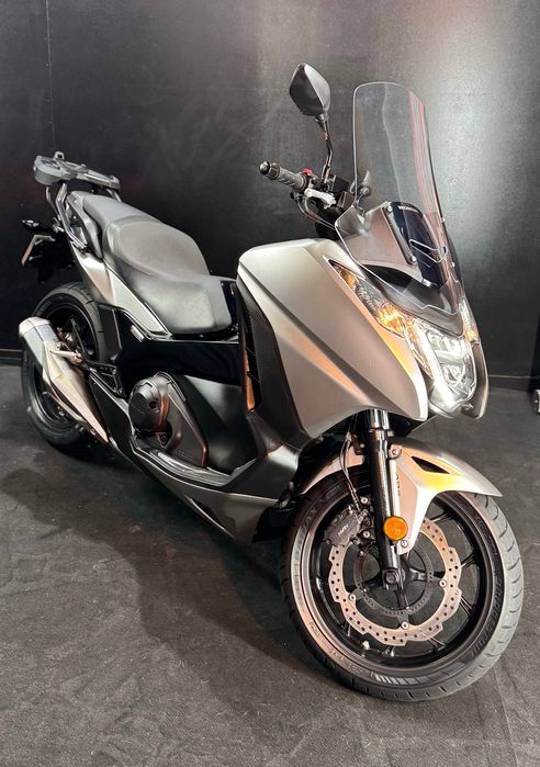 HONDA INTEGRA 750 Agualva E Mira-Sintra • OLX.pt