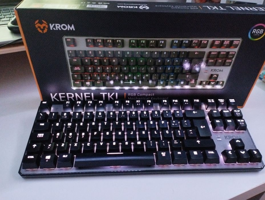 Teclado Mecânico Krom Kernel TKL RGB PT Lumiar • OLX Portugal