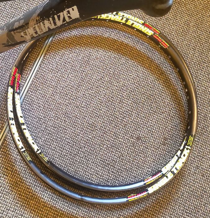 Retro fr dh sun rims 24" obręcze dirt Szczodrowo-Szczodrowski Młyn • OLX.pl