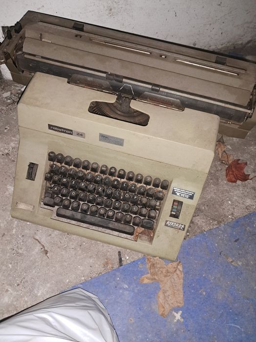Maszyna do pisania Rekord Robotron 24 PRL wystrój Loft Siemianowice ...