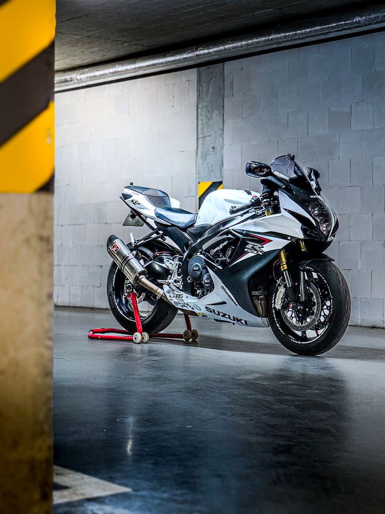 Suzuki GSX-R Targowisko - Motocykle - Otomoto.pl