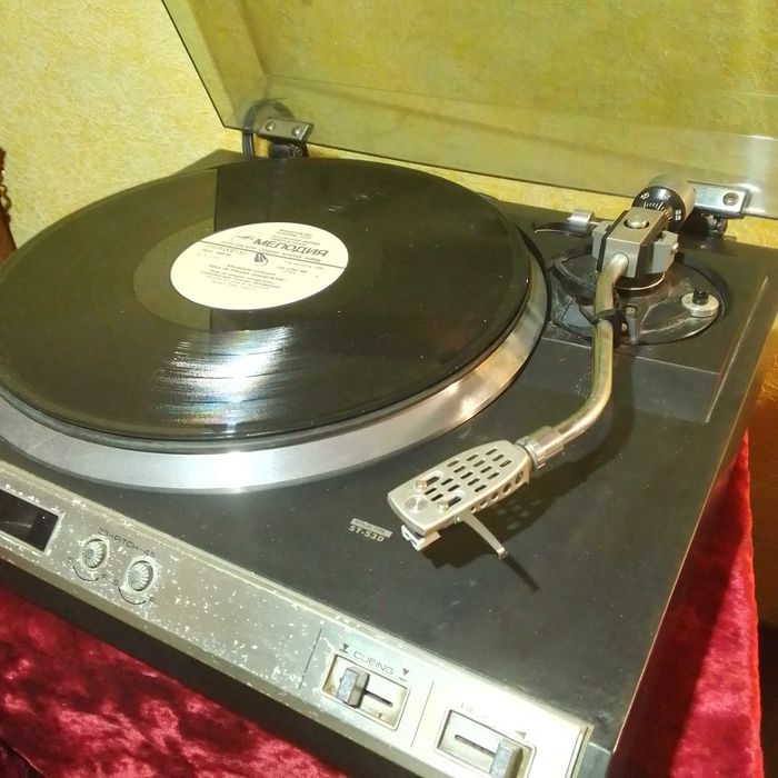 Програвач "вінілу" -"EMERSON" Model Elio 5100.: 2 300 грн. - Cd / md ...