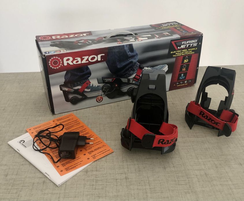 Patins Razor Jetts Turbo Alcobaça E Vestiaria • OLX Portugal
