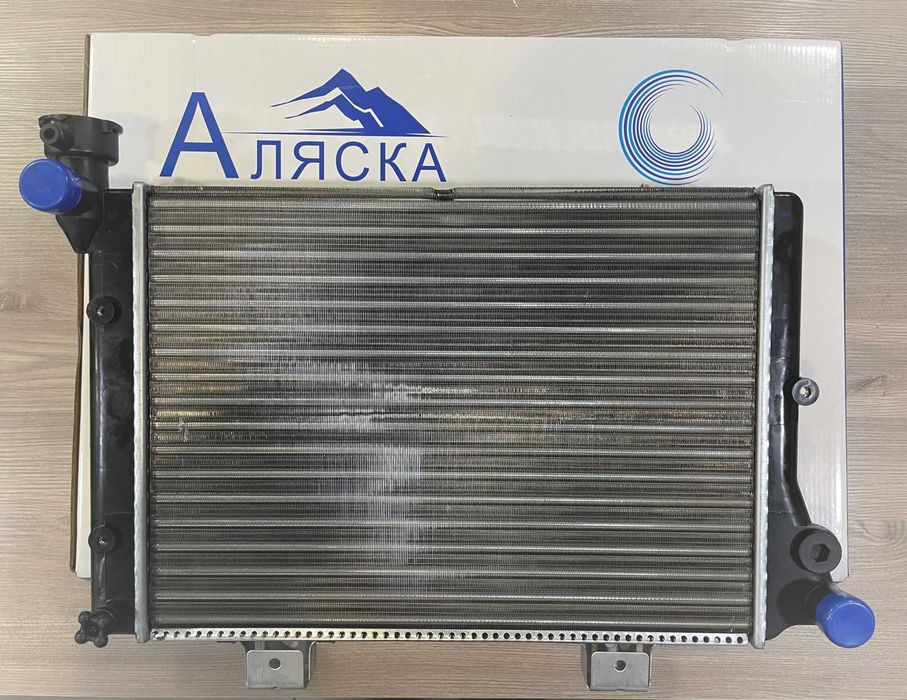 Радиатор ВАЗ 2101 2106 2107 2108 2109 2110 2121 Нива Ланос Авео Таврия ...