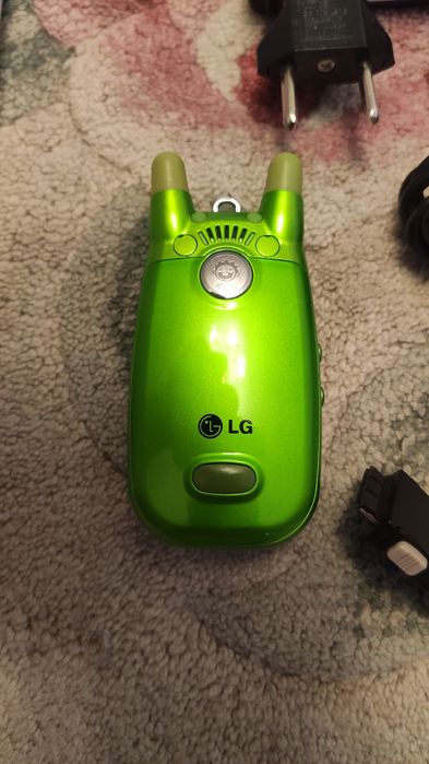 Телефон LG VX1000 MIGO Детский мобильный телефон CDMA: 199 грн ...