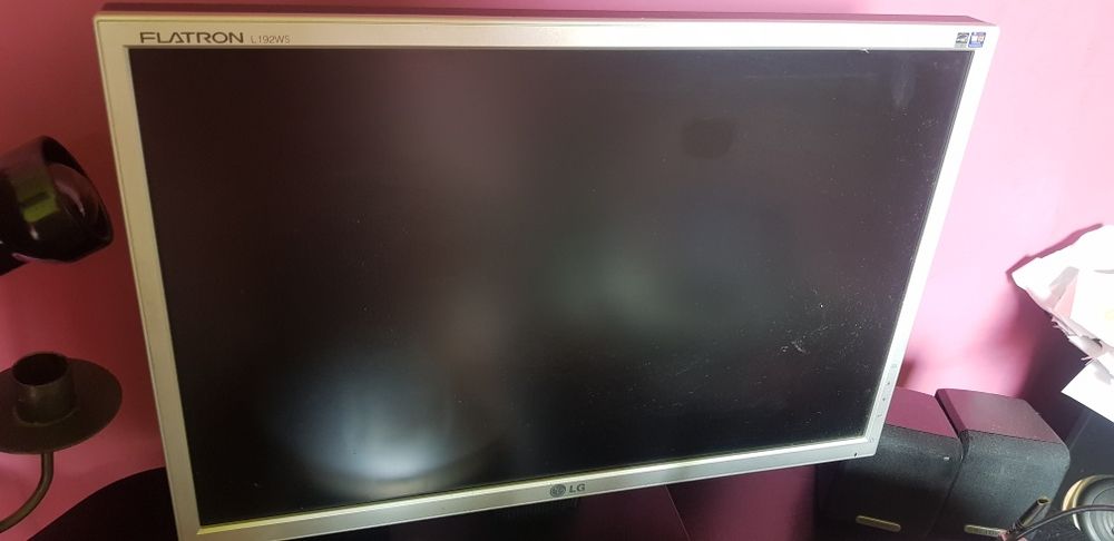 Monitor LG Flatron L192WS Mińsk Mazowiecki • OLX.pl