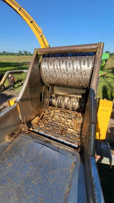 Rębak Heizohack 14-800 zestaw z Case Mx 335 Magnum Czarnów • OLX.pl