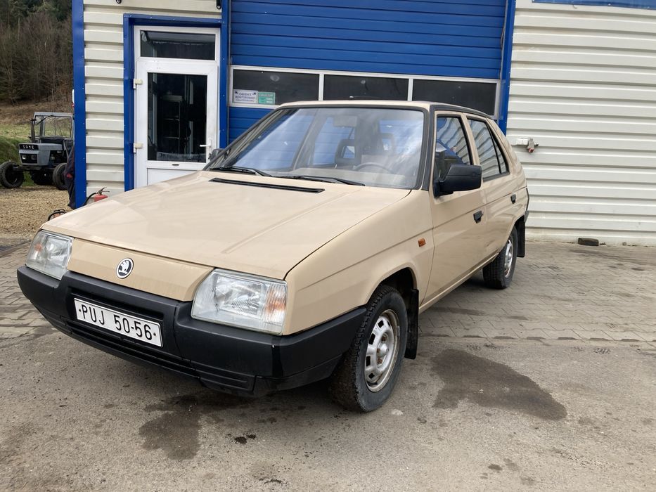 Skoda favorit 1,3 klasyk golf zlombol przebieg 55 orginal super stan ...