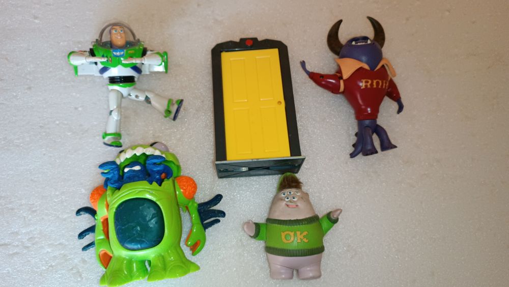 Antigo Conjunto de brinquedos toy story e Monstros e Companhia ...