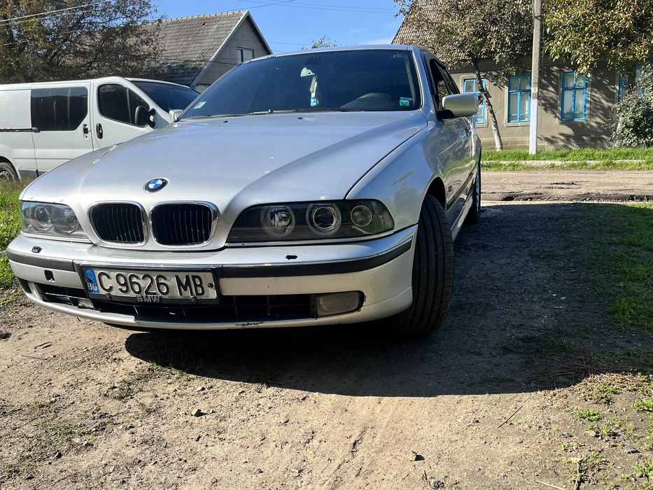 Продам бмв е39: 2 300 $ - BMW Татарбунари на Olx