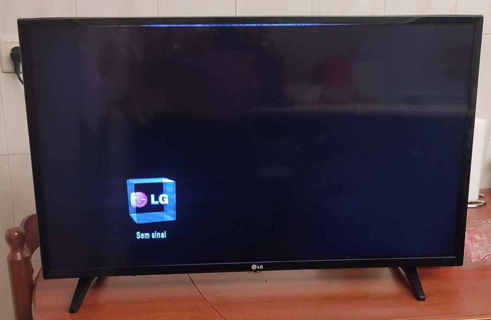 TV LG32 polegadas a funcionar sem problemas Benfica • OLX Portugal