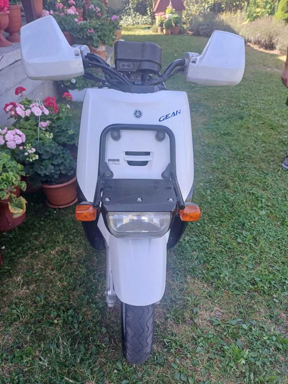 Скутер YAMAHA Gear ямаха: 680 $ - Мопеди / скутери Рівне на Olx