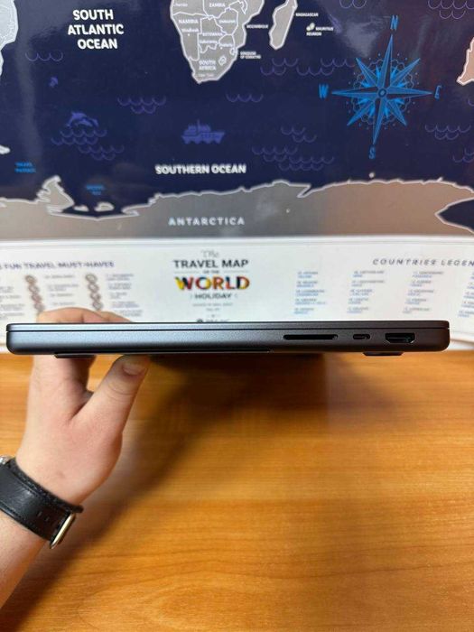 Apple MacBook Pro 14" M3Pro 18Gb 512Gb Space Black MRX33 2023 17циклів ...