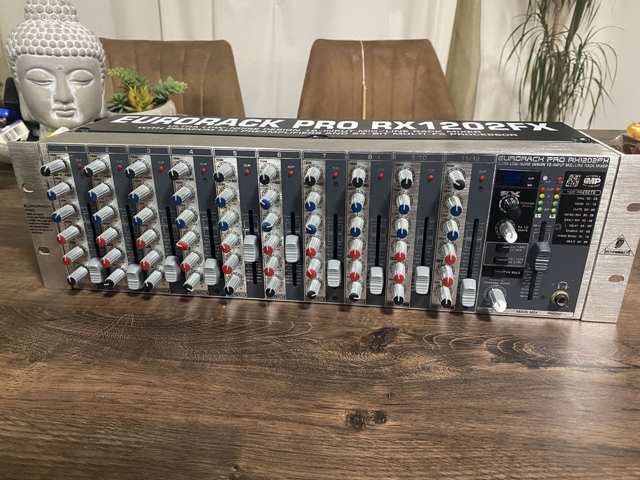 Behringer Eurorack Pro Rx1202Fx Viseu • OLX.pt
