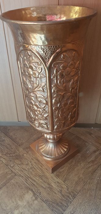 Фарфорова ваза з позолотою Китай 800 грн Інші товари для дому Київ на Olx