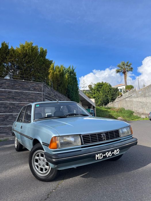 Vendo Peugeot 305 SR São Martinho • OLX.pt