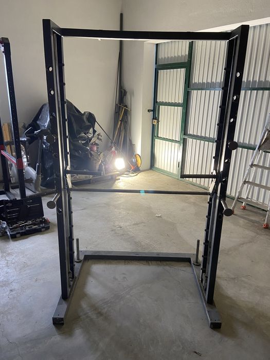 Smith machine technogym Casével E Vaqueiros • OLX.pt