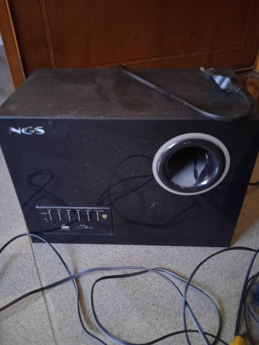 Colunas NGS graves e baixo Estrela • OLX Portugal