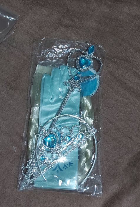 Piękny kostium Elzy Złocieniec • OLX.pl