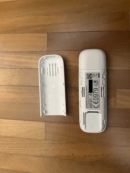 HUAWEI E3531i-2 Modem 3G USB 21,6 Mb/s + gniazdo kart microSD Warszawa Bemowo • OLX.pl
