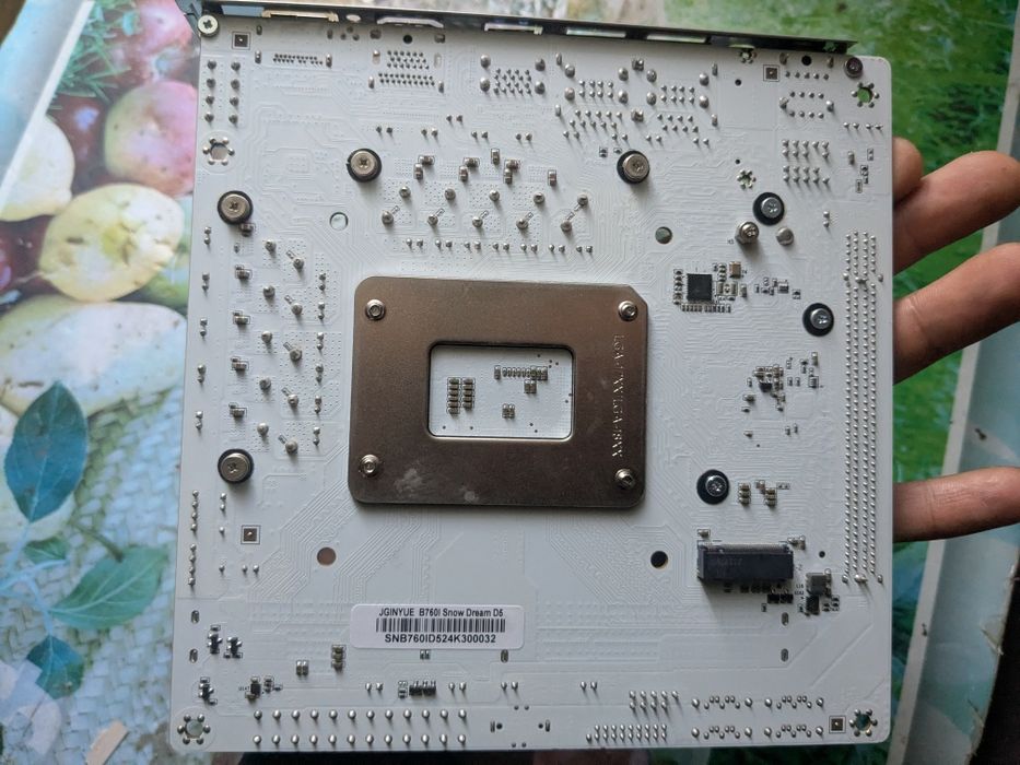 Материнская плата socket 1700 ddr 5 white + wifi: 3 200 грн. - Інші ...