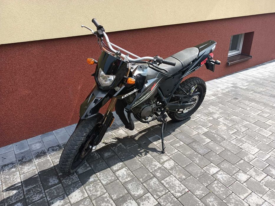 Sprzedam 2 motory yamahę dt 125r i generic trigger sm 50 Parczew • OLX.pl
