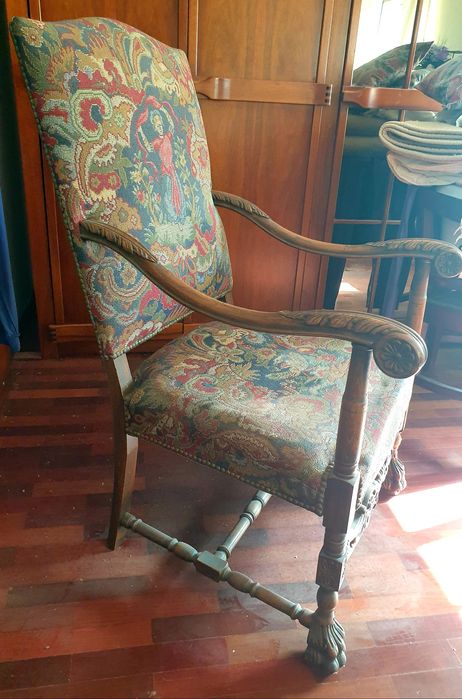 Excelente grande antigo cadeirão em madeira esculpida Caldas Da Rainha ...