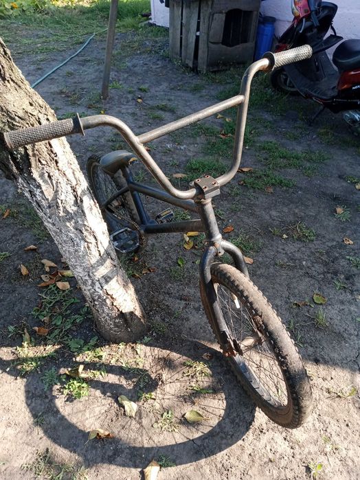 Продаю BMX-5 в хорошем состояние да есть царапини на рамі і на рулю.: 6 ...