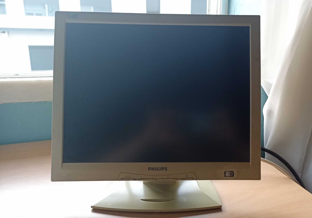 Monitor Philips 150 S3 Almada, Cova Da Piedade, Pragal E Cacilhas • OLX Portugal