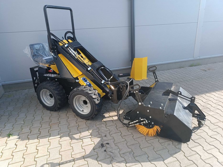 Miniładowarka mini ładowarka TUR Poland N525 skid steer widlak burtowa ...